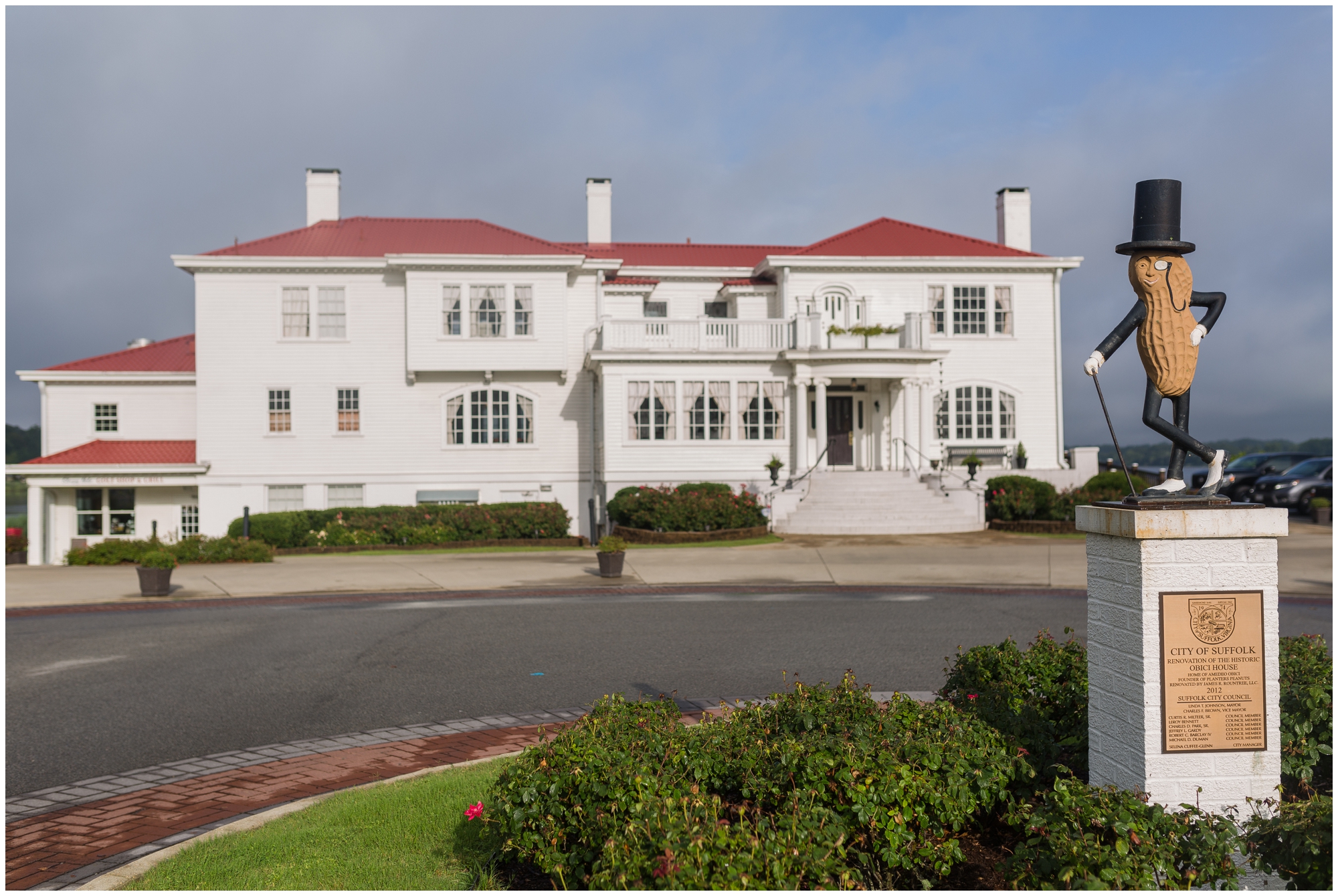 Obici House Brunch Wedding - emilygibby.com